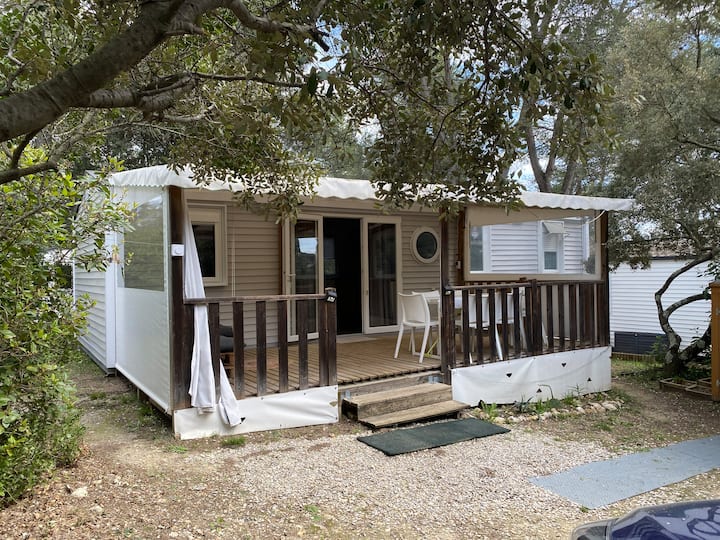 Charmant Logement Dans Camping Familial Et Calme - Castries