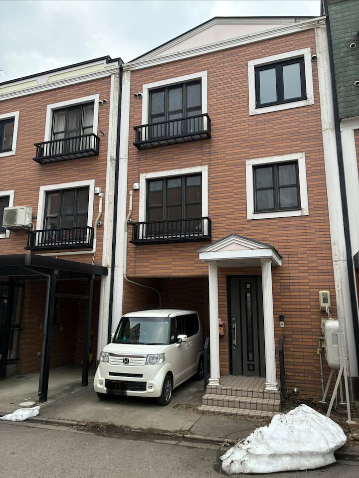 ビーチと桜が目の前に見える最高のリゾート施設 - Aomori