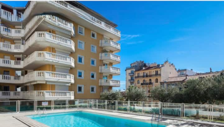 Pour Famille Avec Balcon Vue Piscine, Parking, Mer - Musée Matisse, Nice