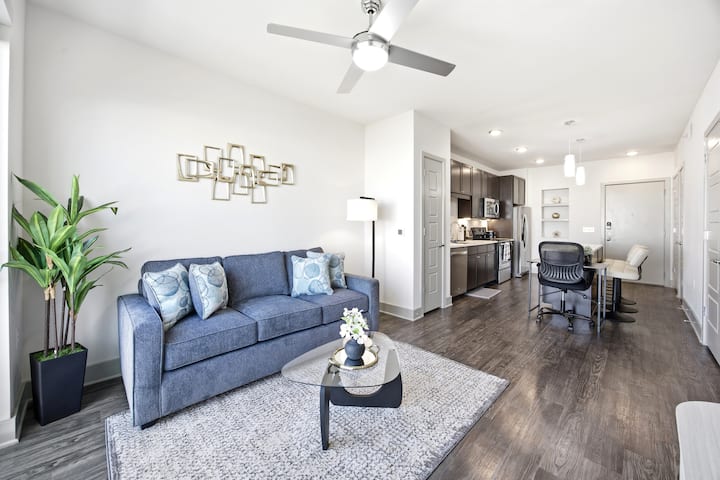 Modern Oasis | Pool, Gym + Ev Charger - Frisco, TX