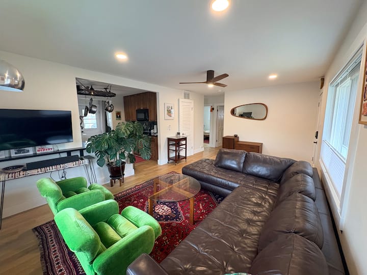 Downtown Golden Entire House, Sunny & Stylish - Golden, CO