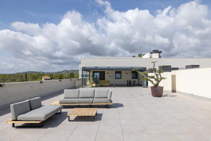 Sea View Terrace • 4br• Parking • Walk To Beach - L'Ametlla de Mar