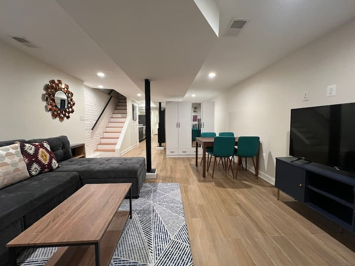 The Rowhouse Retreat - Georgetown, DC