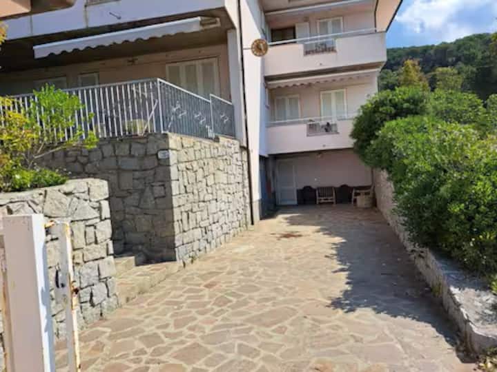 Appartamento In Residence Vicino Marina Di Campo - Marina di Campo