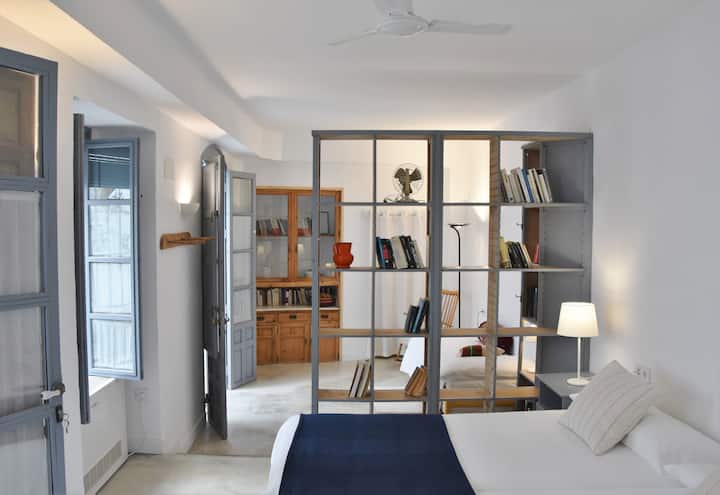 Habitación Triple Con Ducha. - Montilla