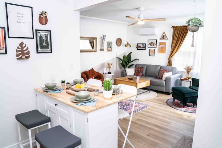 Beautiful Home With Yard In Prime Location - Tierrasanta - San Diego
