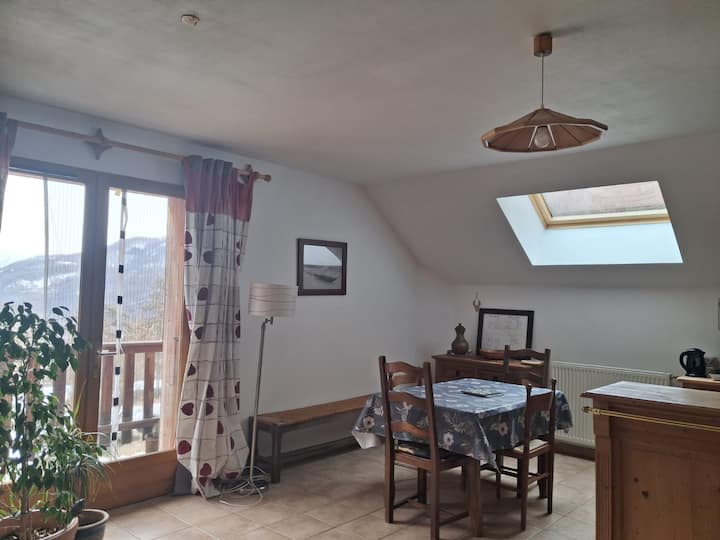 Appartement Dans Chalet  , Vue Magnifique - Chorges