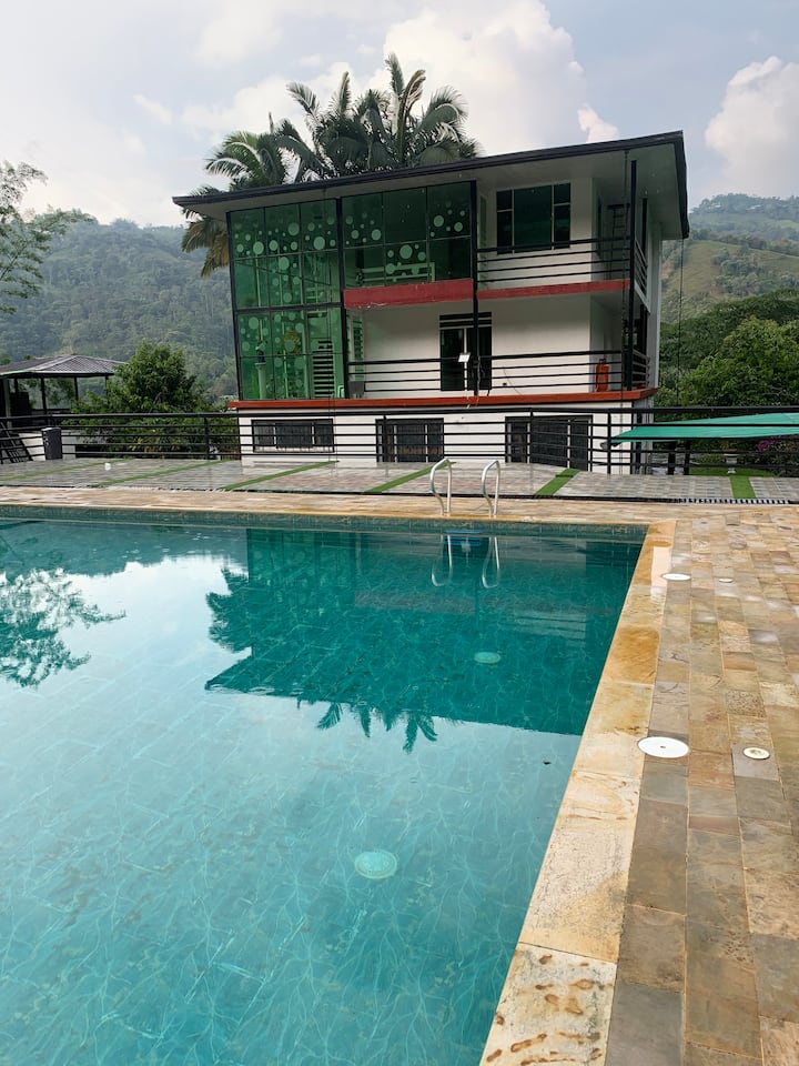 Casa X 13 Balcones-segundo Y Tercer Piso - Nimaima