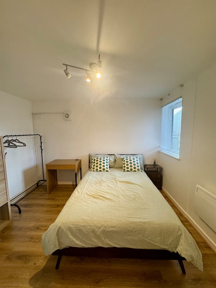 One Bed Flat In The Heart Of Shad Thames - London Bridge Station