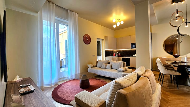 3 Bedroom Apartment With Terrace - Duomo 8 Guests - Milán