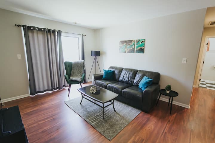6-min Stroll To Downtown & Transfer Co Foodhall #C - Raleigh, NC