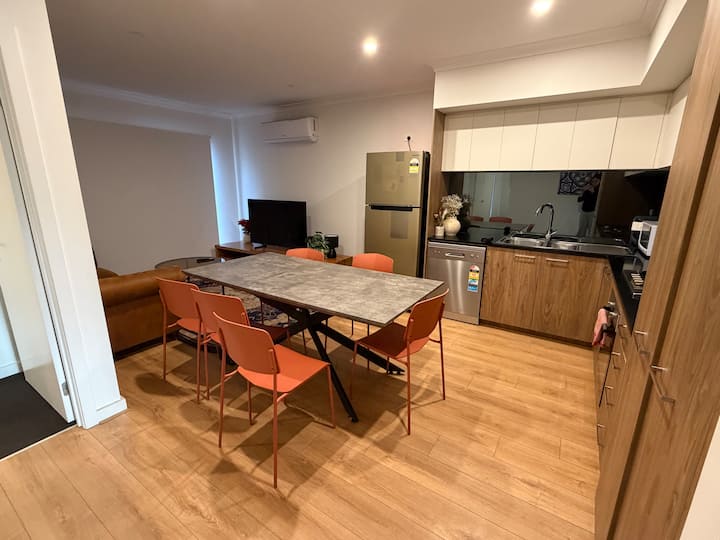 20%off Monthly Melton 4b 2garage Family Getaway - Melton