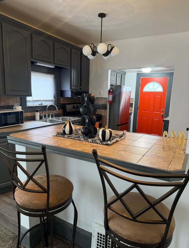 Rose’s Garden - Akron, OH