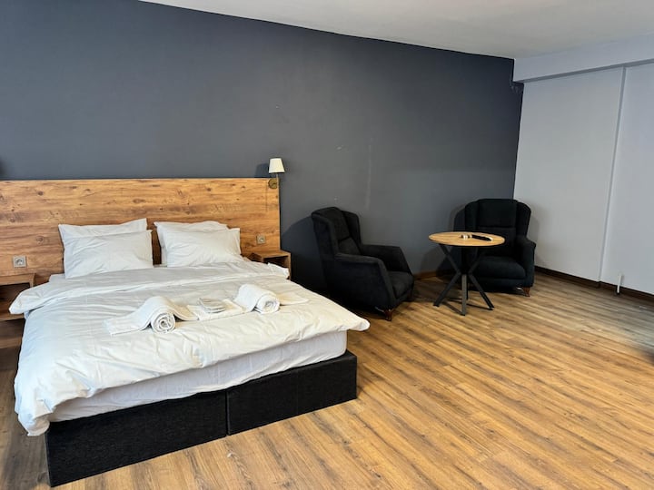 Yaşamkent’te Ultra Geniş & Tertemiz Sıfır Suite - Koru