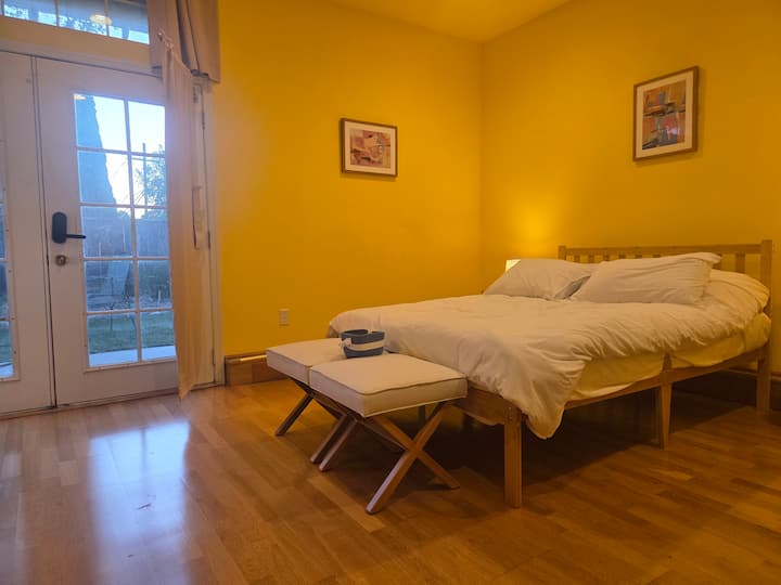 Private Room And Yard (With Backyard Chickens) - Los Gatos, CA