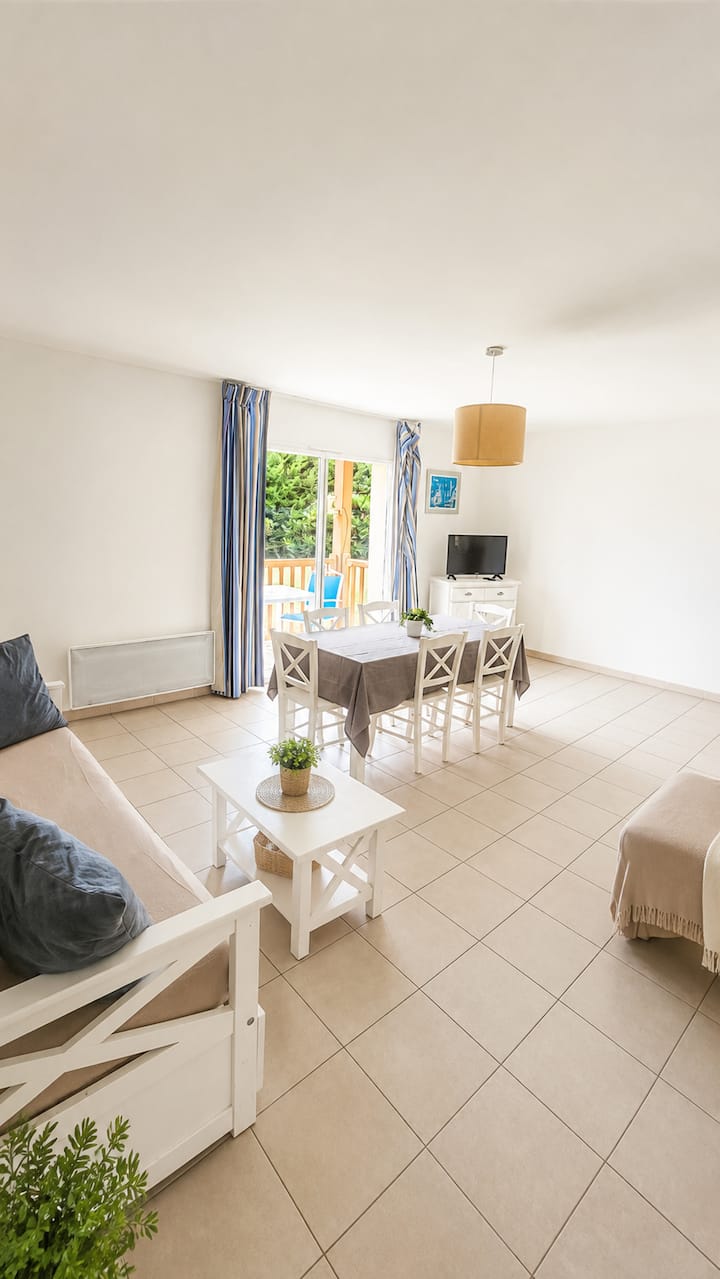 D35 /6 Pers / Piscine / Parking / 10 Mn Deauville - Pont-l'Évêque