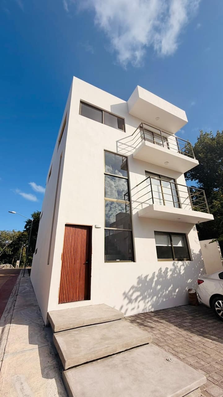 Modern 3br Retreat W/ Private Pool Near Beach - Puerto Morelos