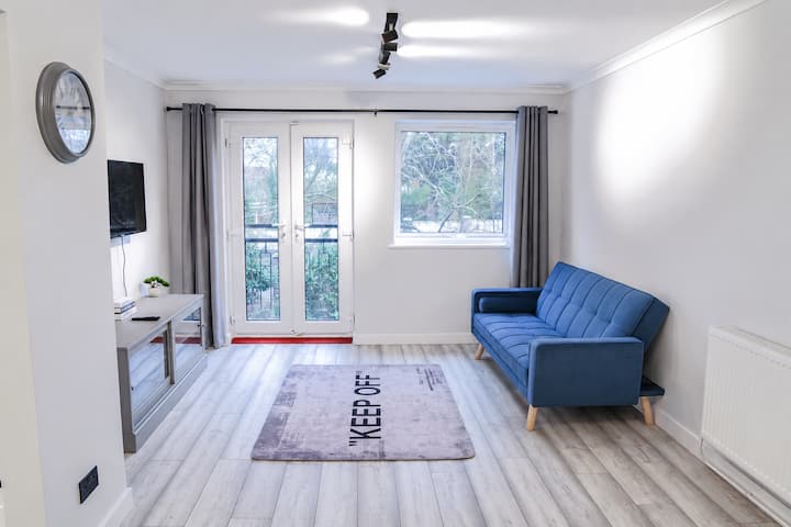 Urban 2br Wembley Apartment - Edgware