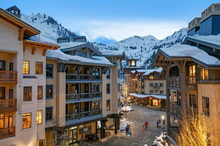 Village Heart 1br-ski In/out+hot Tubs+kidszone - Olympic Valley, CA