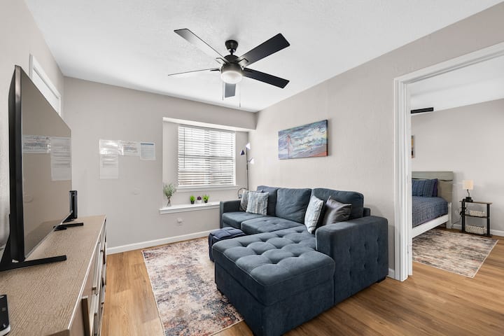 Cozy Condo Near Att Stadium, Ballpark & Ent Dist - Arlington, TX