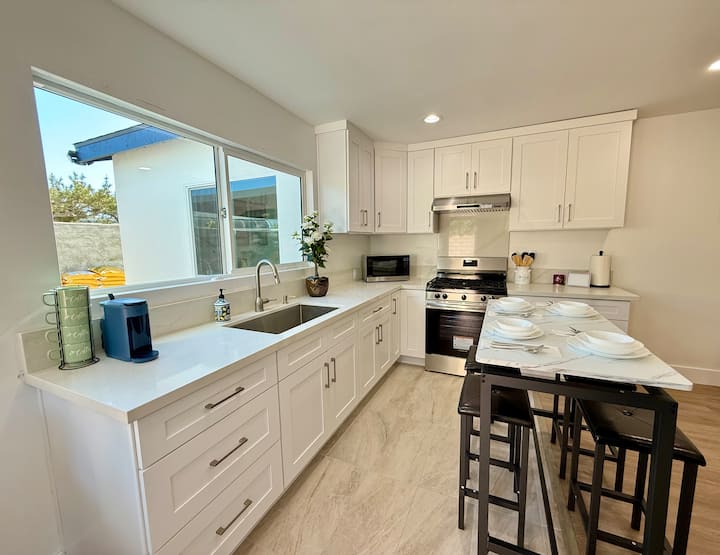 2br Suite W/kitchen In Bolsa Near Disney & Beaches - Huntington Beach, CA