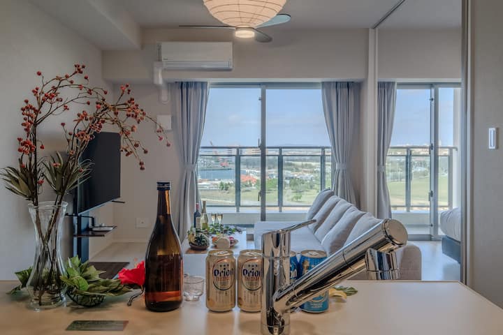 10階から海を一望する絶景オーシャンビュー／5名まで宿泊可／那覇中心街へ好アクセス - Naha