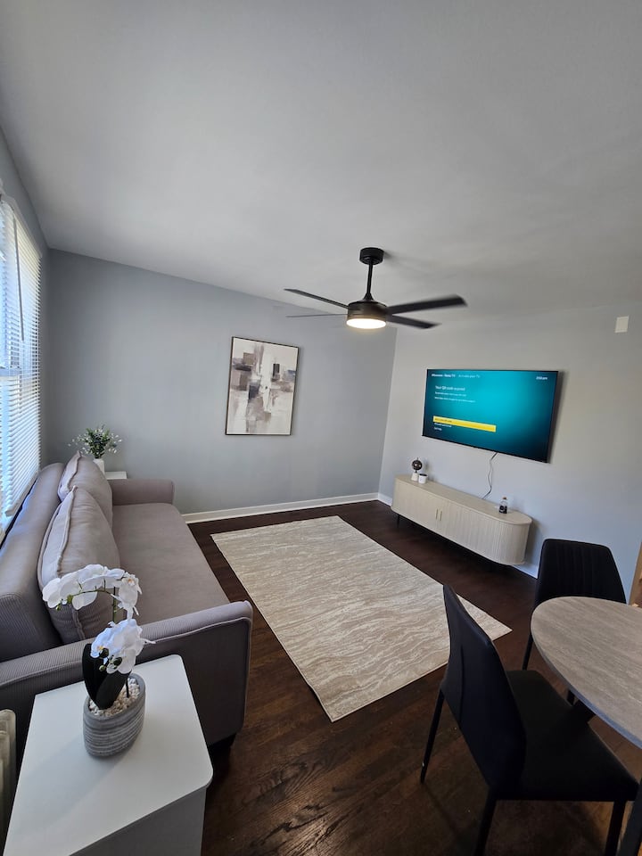 Stylish 1br Retreat | Cozy & Modern H St Dc - Washington, D.C.