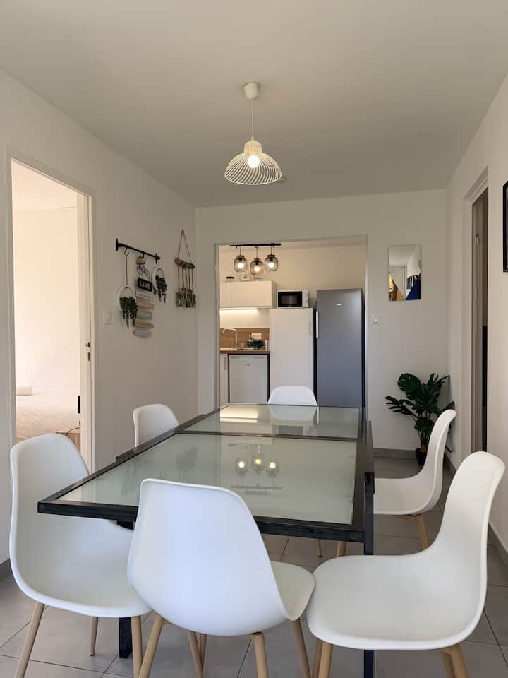 T5 Proche / Lyon - Eurexpo / 5 Couchages - Corbas