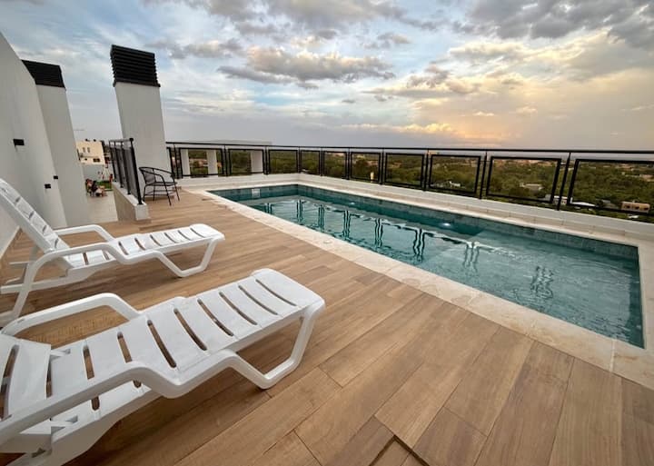 Departamento Nuevo, Con Estacionamiento Cubierto. - Ciudad del Este