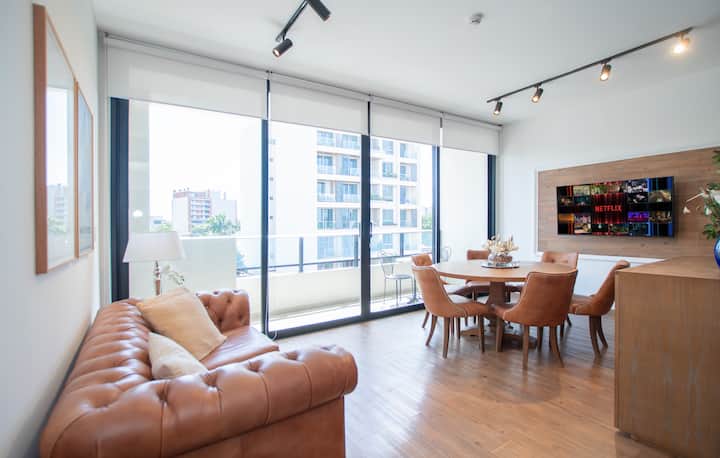 Steps From Del Sol | 2bd Apt W/ Rooftop Pool & Gym - Asunción