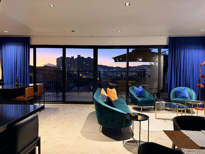 Penthouse With Stunning Views And Open Concept. - Tegucigalpa