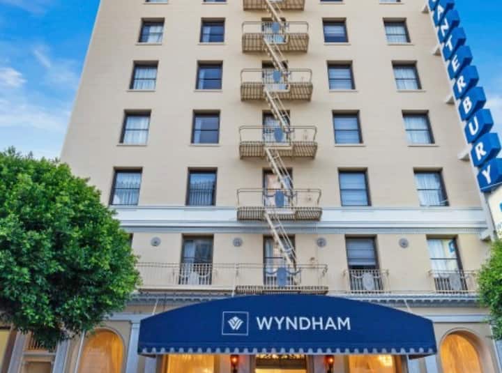 2bd/2ba At Canterbury - Sausalito, CA