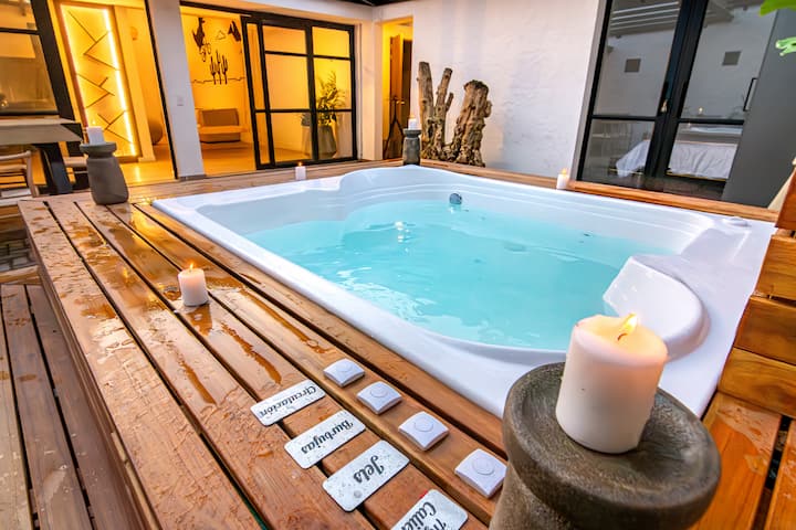 Increíble Casa En Chicó | Jacuzzi | Vida Nocturna - Bogotá