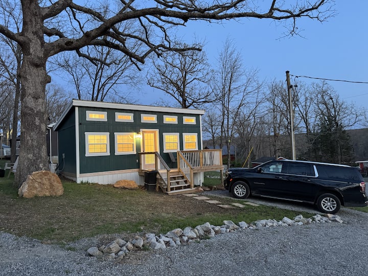 "Justice" Cabin At Eagle Hollow! - Marion, IL