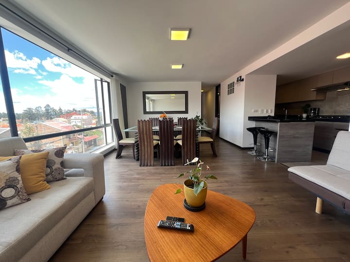 Apartamento De Lujo, Incluye Garaje, Gimnasio. - Cuenca