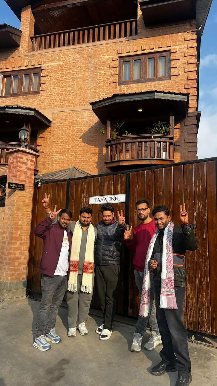 Peace And Love In Every Corner - Srinagar