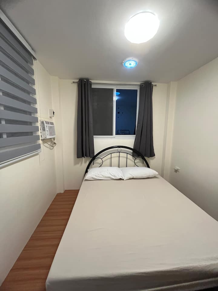 Nice Lingayen Affordable Aircon Bed & Brkfst For 2 - Lingayen