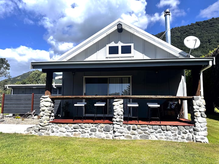 Rockwood Lodge - Te Kaha