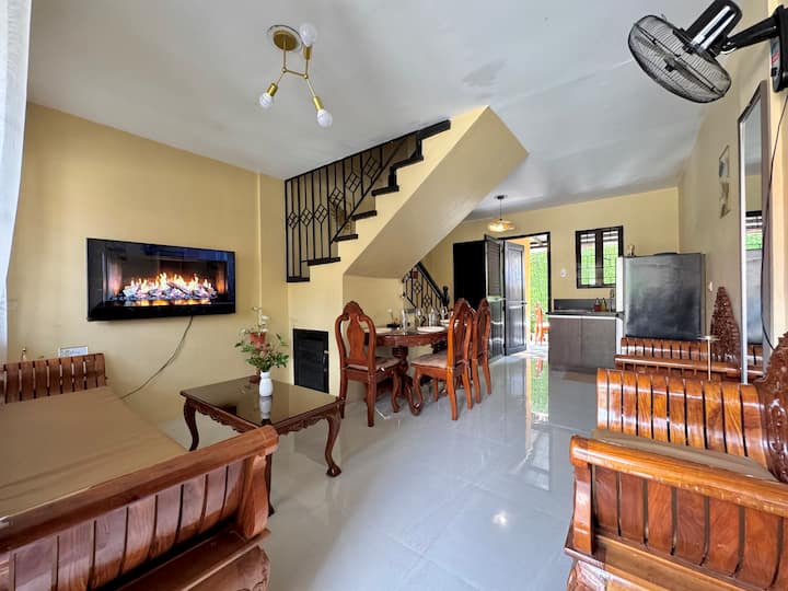 Modern 2br House W/ Parking Near Airport - Puerto Princesa