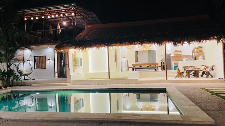 The Buena Villas – Josefina Bali Escape - Baras