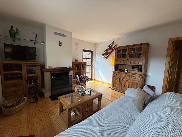 Apartment Cal Talp - Alp, Catalonia