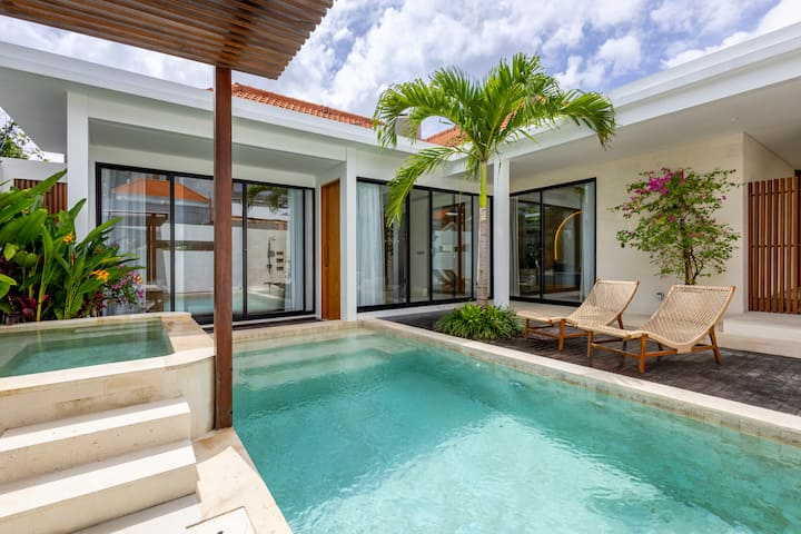 Villa Melisari Canggu | 3br Pool & Jacuzzi - Canggu