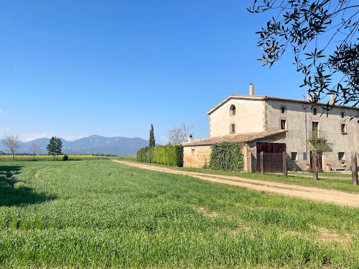 Casanova Traver: Història, Natura I Vistes. - Banyoles