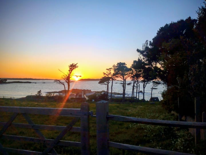 Maison Plage à Pied Et Vue Mer - Louannec