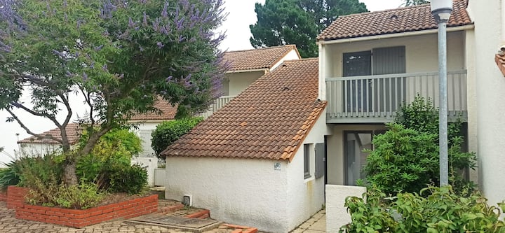 Maison 6 Pers Avec Piscine Et Terrains De Tennis - Pornic