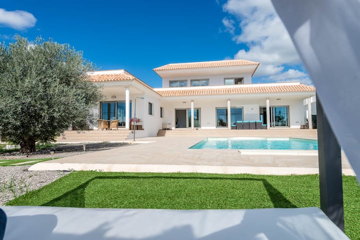 Luxury Villa & Cap Martinet - Ibiza