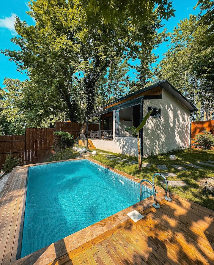 Sapanca Koru Park Ardıç Bungalov
Sıcak Havuzlu - Sapanca