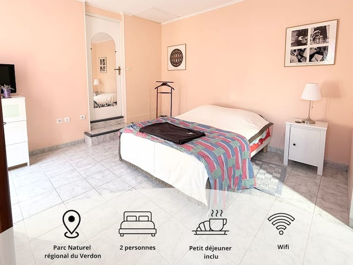 Suite Cosy Avec Piscine Et Terrasse Dans Le Verdon - Régusse