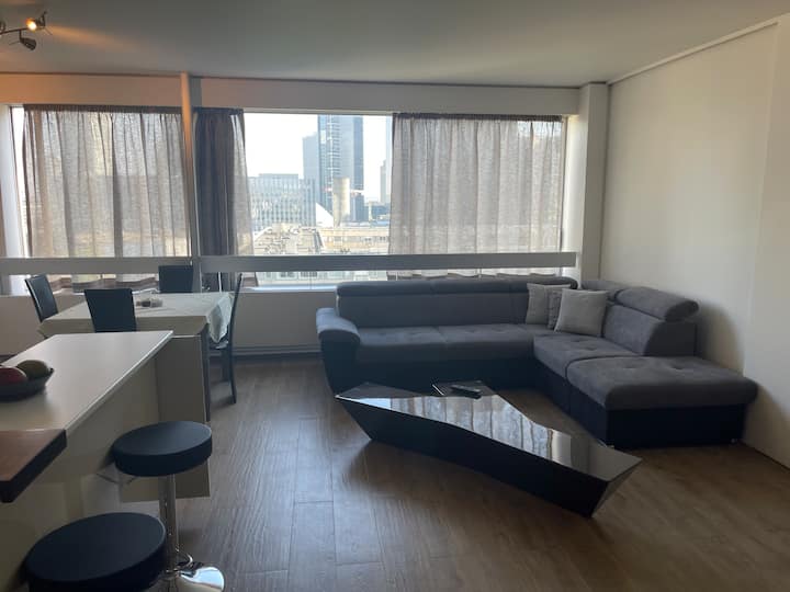 Vue Imprenable Sur Tout Paris
5 Min Rer A, M1 - Puteaux