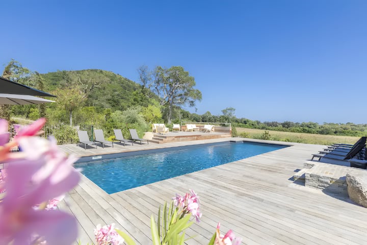 Appartement 3 Chambres Terrasse Vue Mer - Corsica